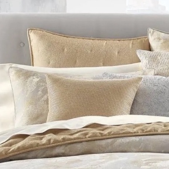 Hotel Collection | Bedding | New 5 Hotel Collection Gold Metallic Stone ...